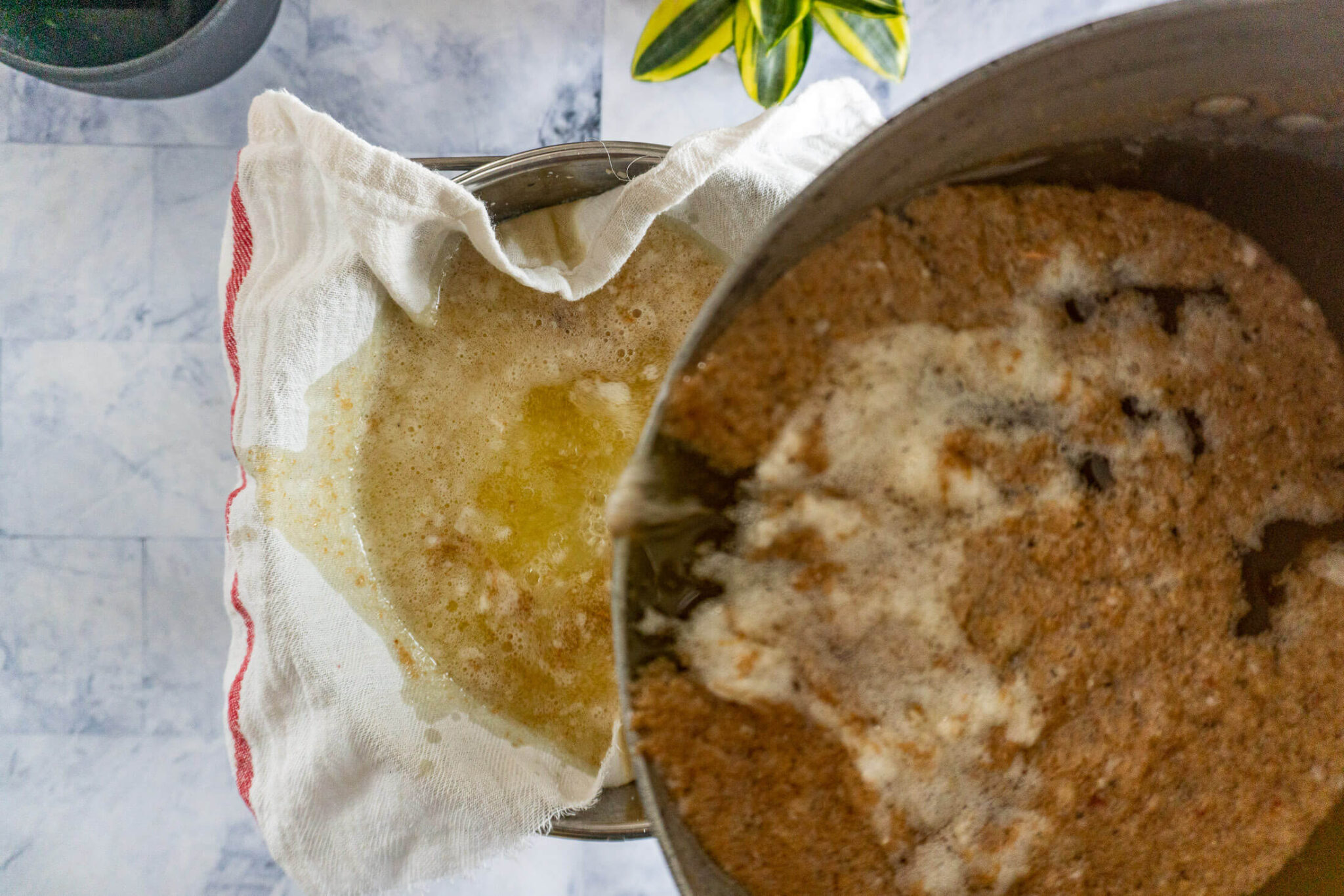 How To Render Beeswax | Boreal Bloom Homestead