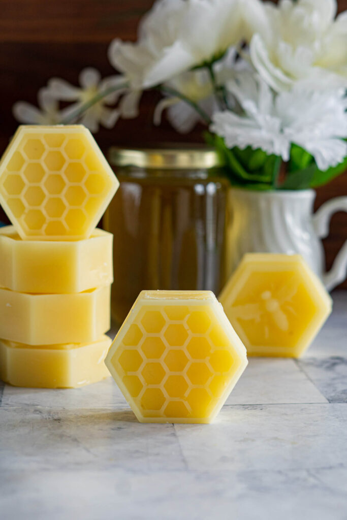 How To Render Beeswax | Boreal Bloom Homestead